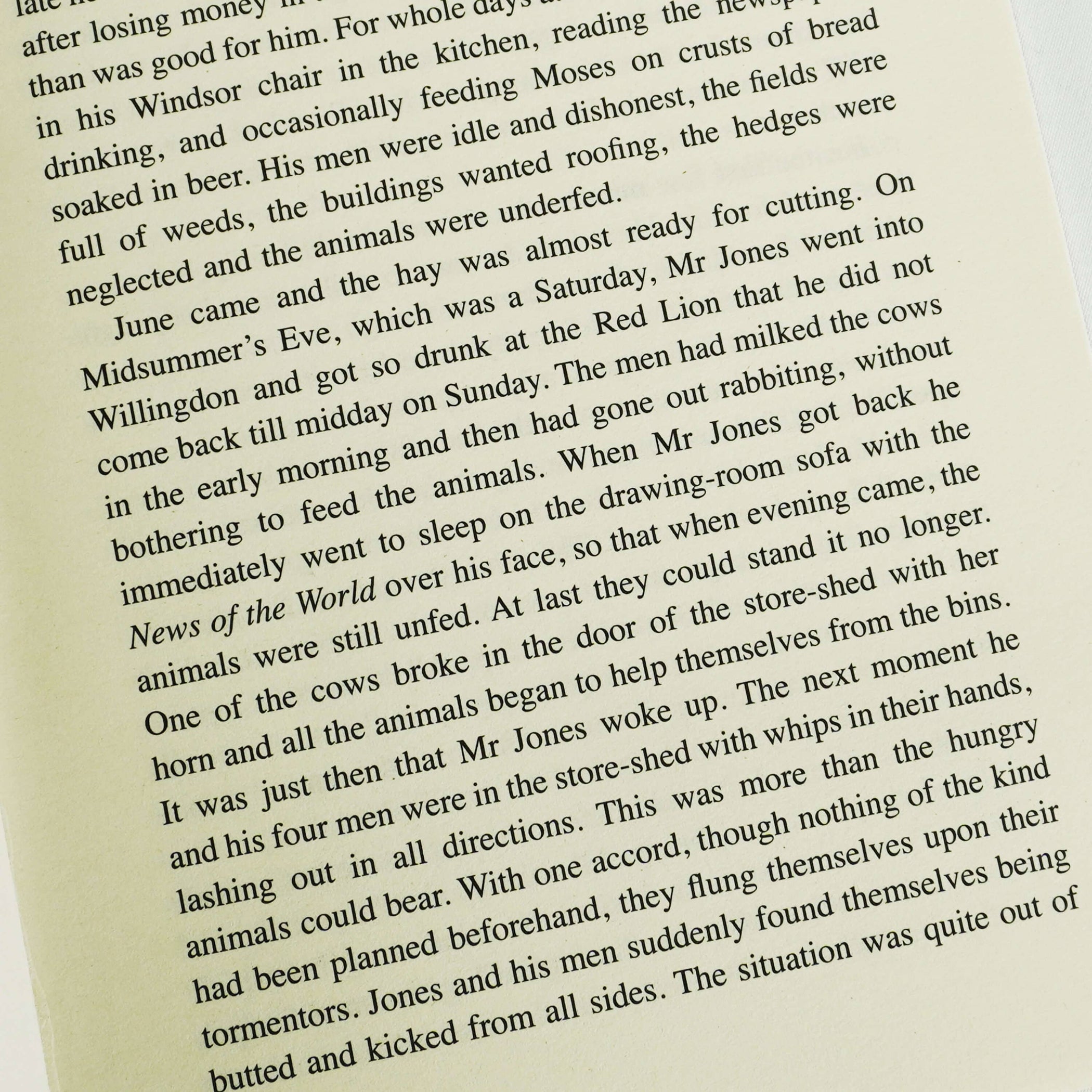 The Classic George Orwell Collection 5 Books Box Set - Fiction - Paper ...